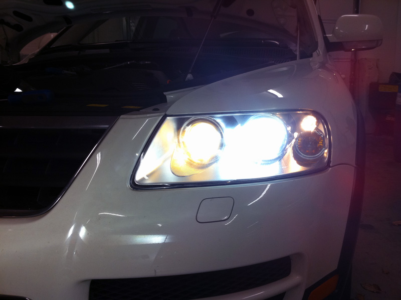 5000K HID Bulbs w/ Yellow High Beams... | Club Touareg Forum